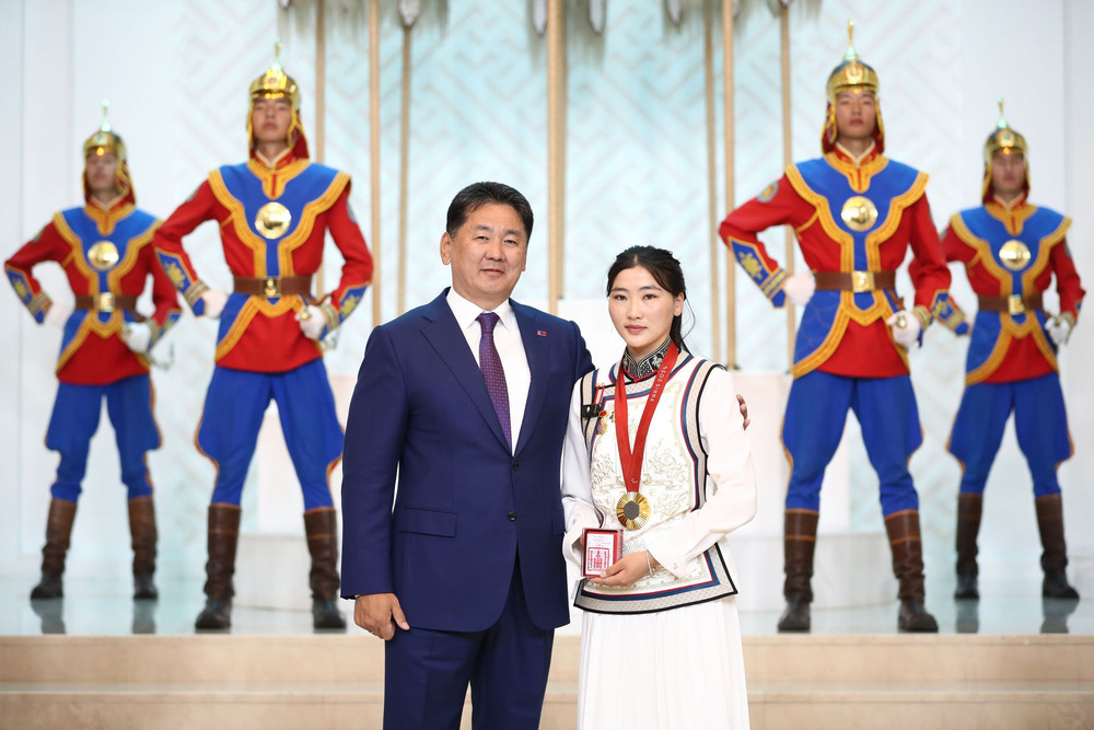 Паратаеквондогийн тамирчин У Сүрэнжавт Хөдөлмөрийн баатар цол хүртээлээ